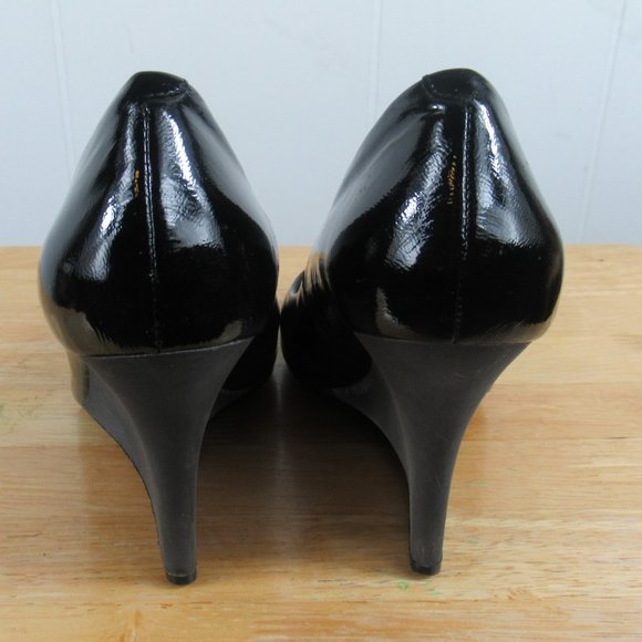 Isaac Mizrahi | Shoes | Isaac Mizrahi Shoes Wedge Heel Pumps Size 8 M ...